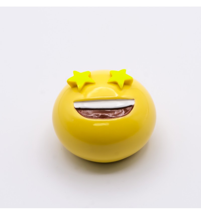 Faccina Emoji sfera piatta con smile e occhi stellati